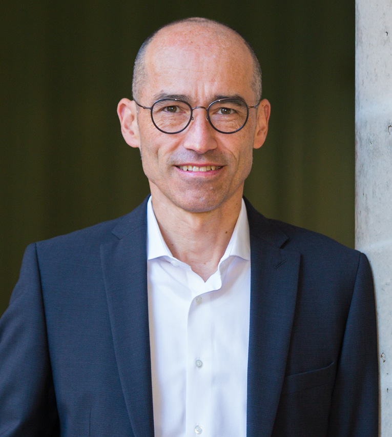 Dr. Peter Zoller - Atlas